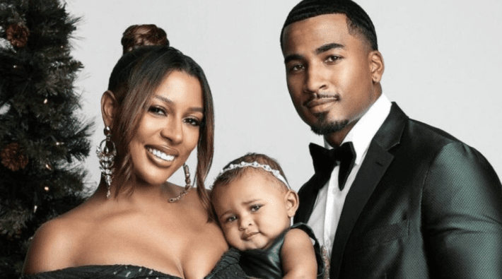 Victoria Monét's 2½-Year-Old Daughter Becomes Youngest Person to Be ...