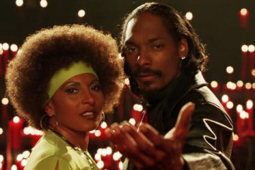 Pam Grier Has Finally Weighed In On Snoop Dogg Fainting In A Pool Of ...